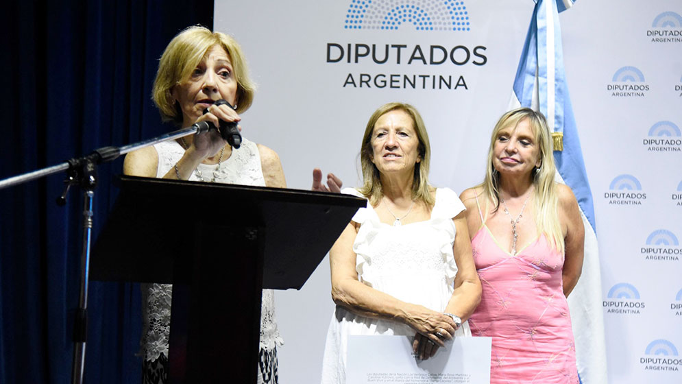 Isabel Mac Donald: “Están reconociendo a todos los que se vinculan a la ...