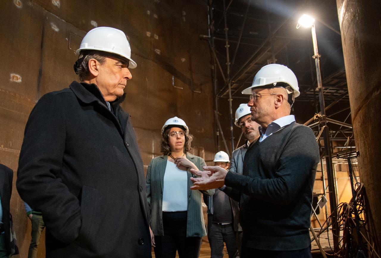 Energía Nuclear: El gobierno oficializó la parálisis total del proyecto ...